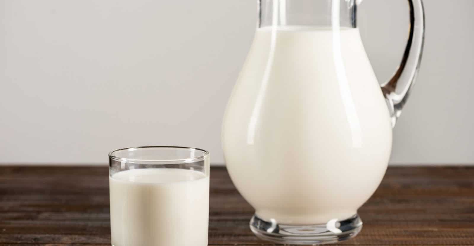 11 Incredible Health Benefits of Milk - Natural Food Series