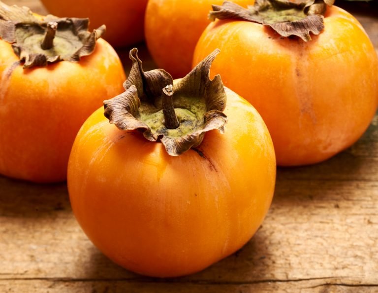 Persimmons: Top 11 Health and Nutrition Benefits