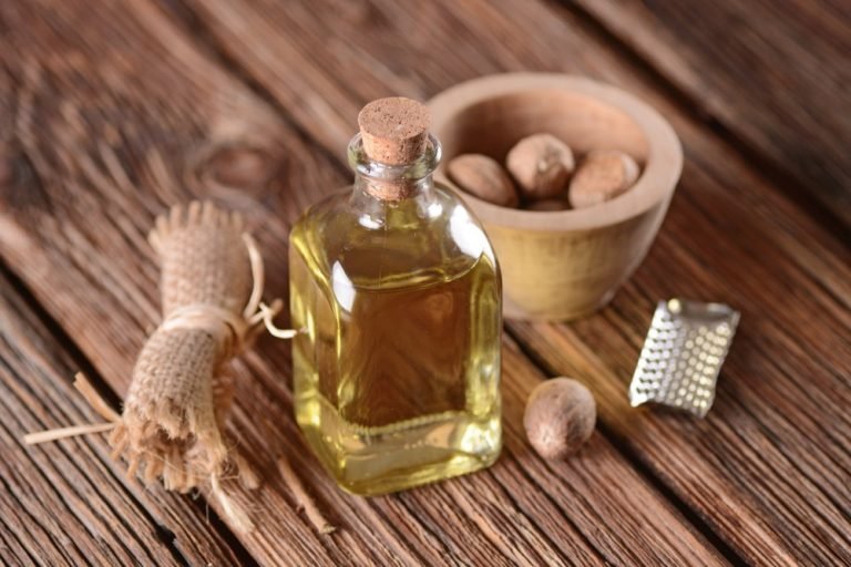 11 Amazing Benefits and Uses of Walnut Oil - Natural Food Series